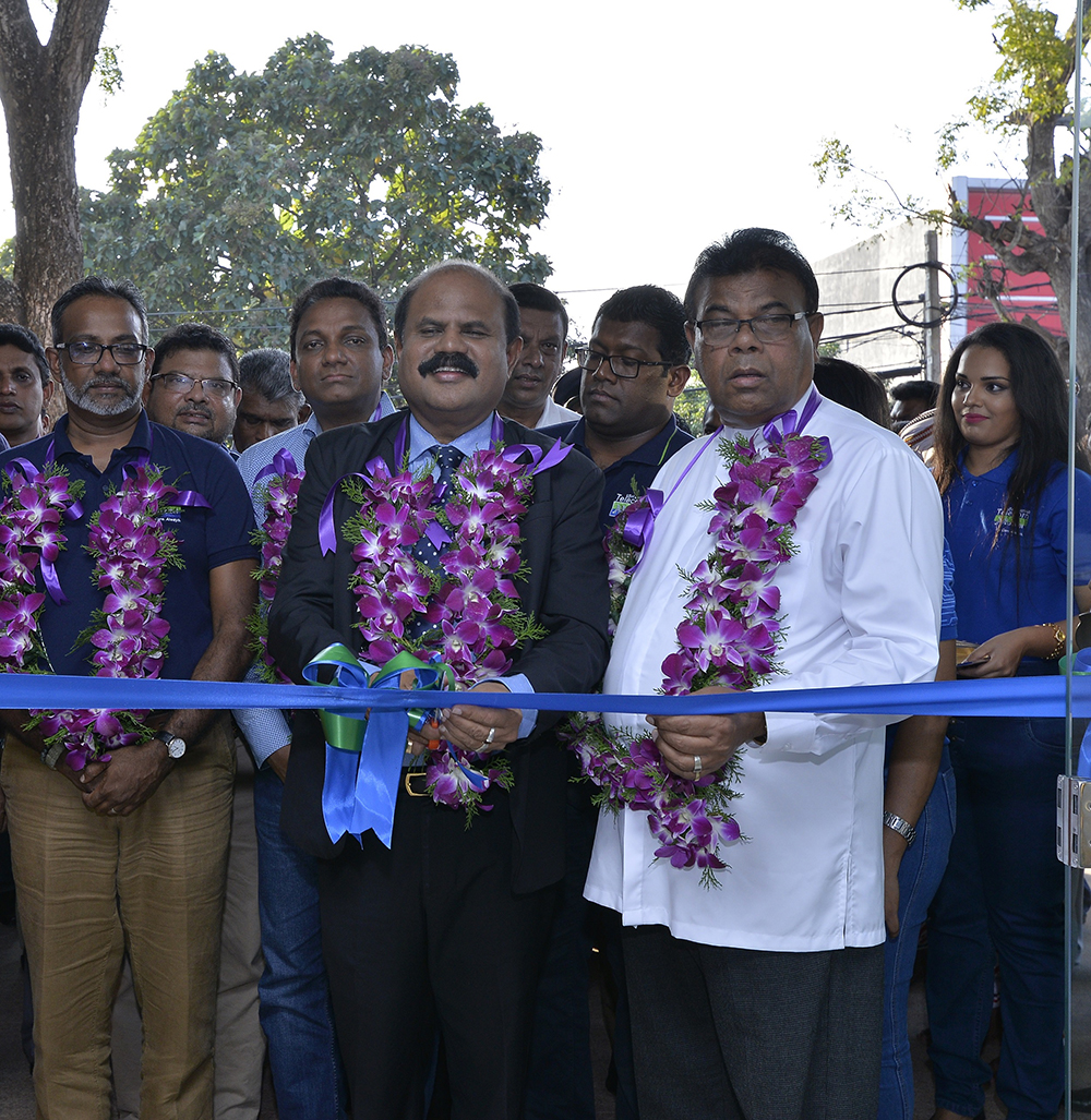 Mobitel revamps state-of-the-art customer care centre in new location ...